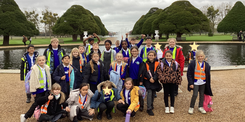 Tower Hill Primary School - Year Five Visiting Hampton Court